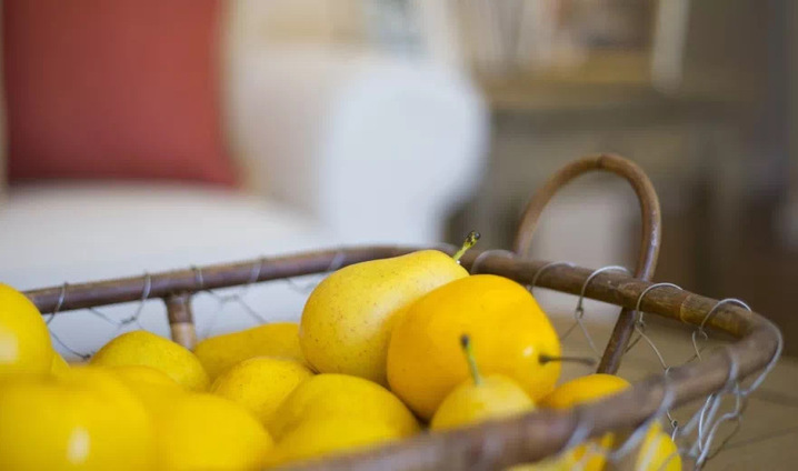 A Sweet Remedy: Pear Syrup Candy_inJiangsu
