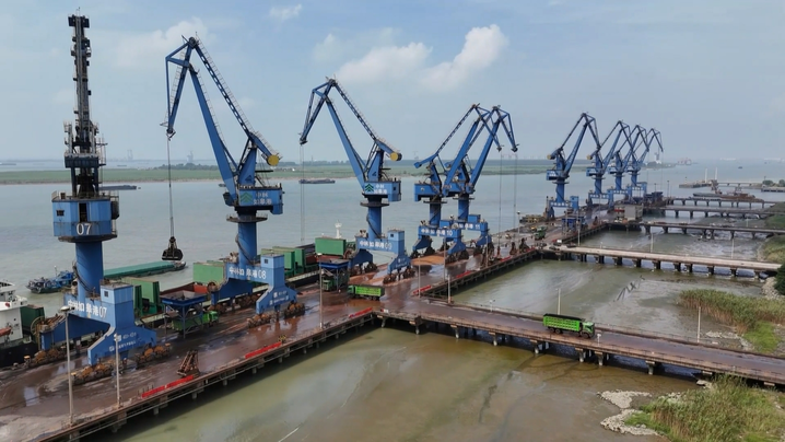 Ports in Jiangsu set historic high in monthly throughput_inJiangsu